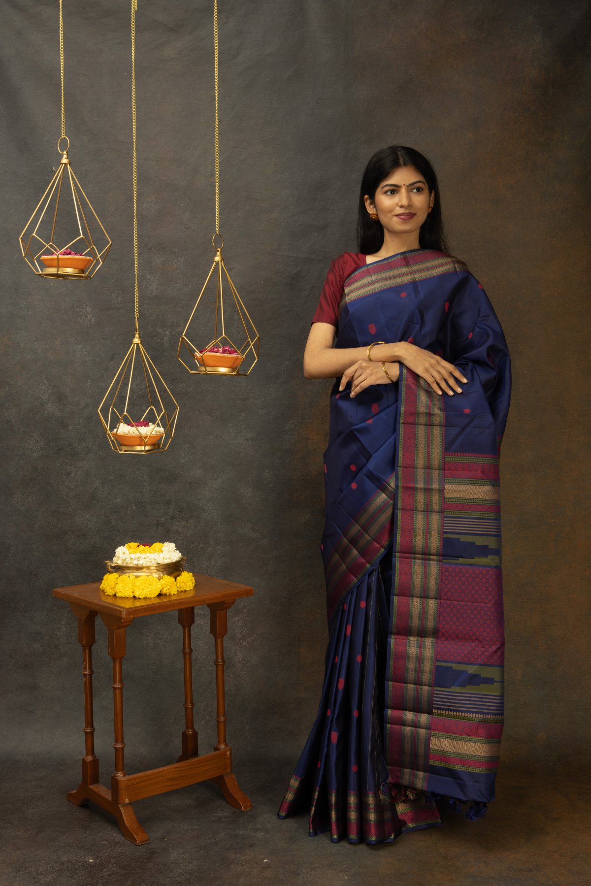Navy Blue Kanjeevaram Silk Saree With Pattu Pett Border