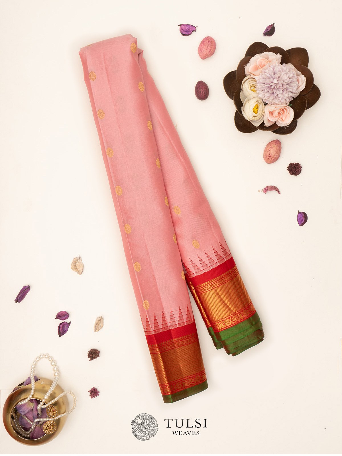 Light Pink Gadwal Silk Saree - Elegant & Sophisticated Traditional Wear ...