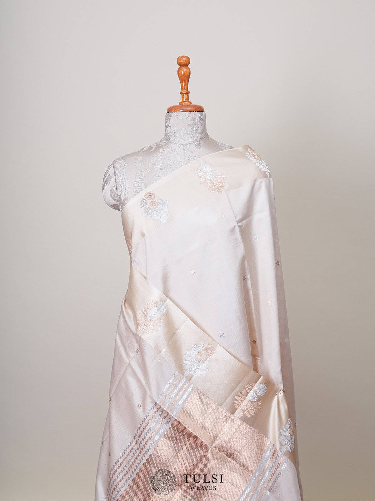 Off-White Tissue Mashru Silk Saree –Tulsiweaves