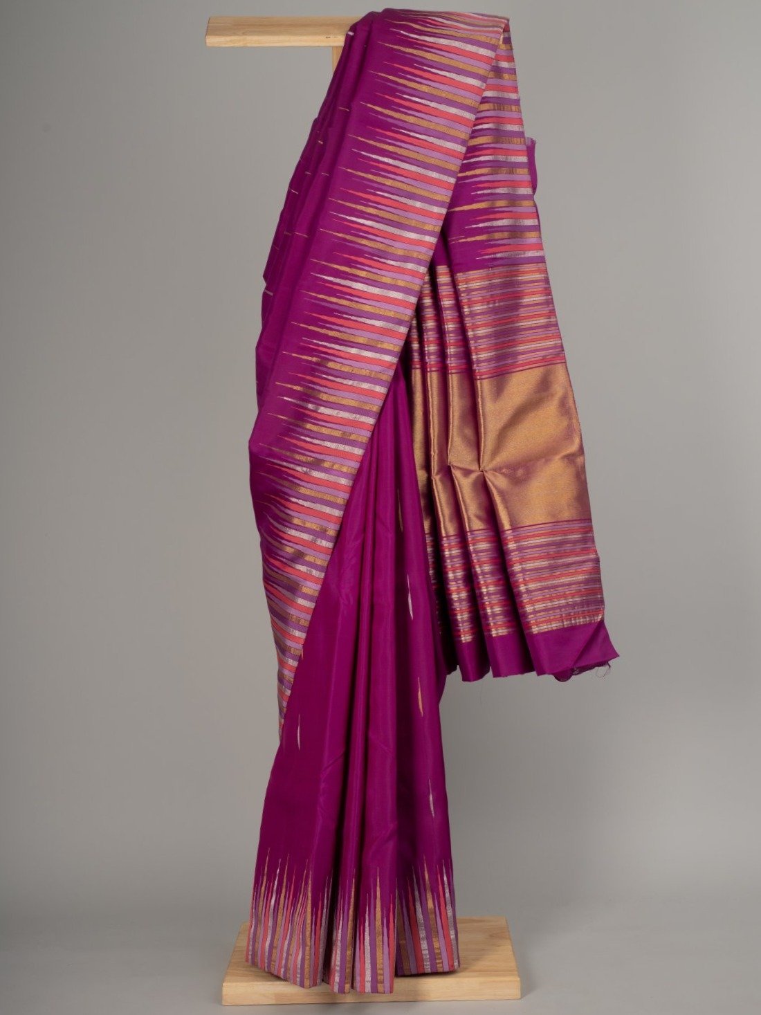 Checked Pink Kanjeevaram Silk Saree With Purple Border