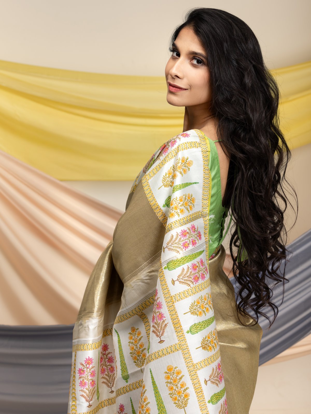Gold Ettu Kol Kanjeevaram Silk Saree with Floral Blockprinted Border ...
